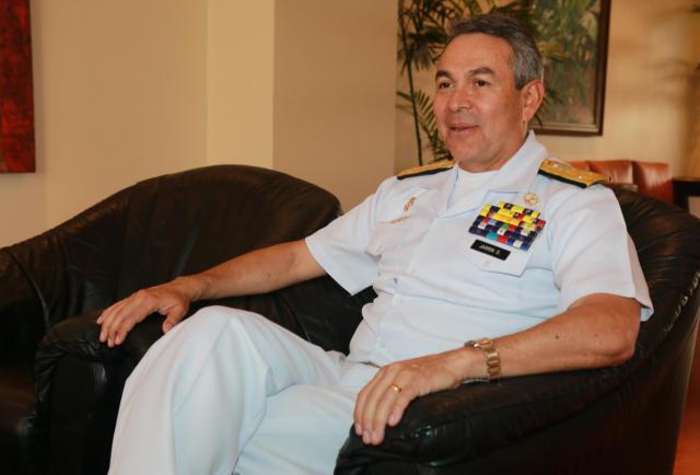 Jarrin: “Resulta mas caro para el pais no invertir en la Armada”