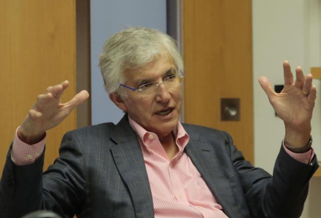 Ramiro Crespo: “La labor del ministro Martinez es la de un medico ...