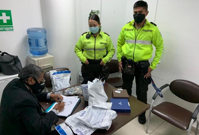 Embargan las joyas de María Sol Larrea, excoordinadora del IESS