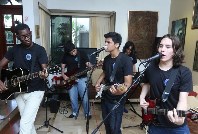 Aspy Band, un grupo musical que rompe barreras