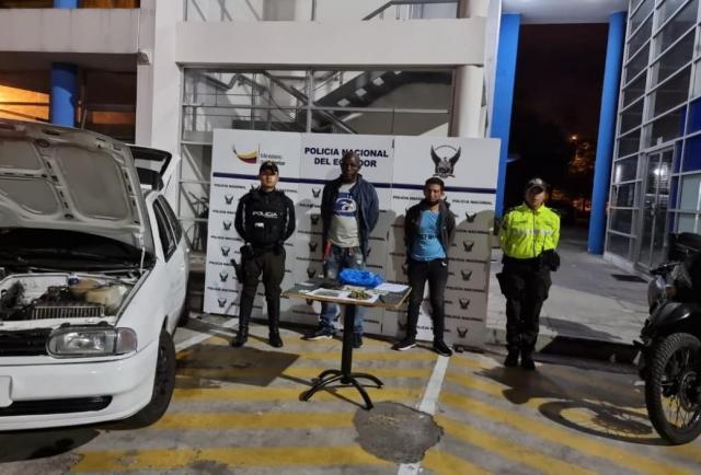 'Los Lobos' acechan a las barriadas de Quito