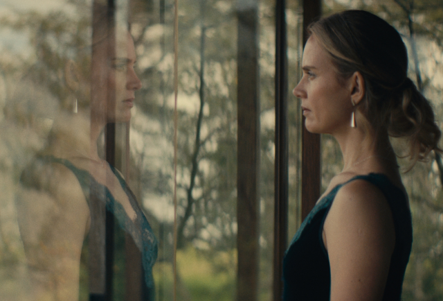 Lo invisible: Una película para que el espectador termine su historia