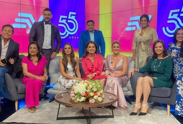 Estéfani Espín ahora en 'Televistazo' de las 13:00