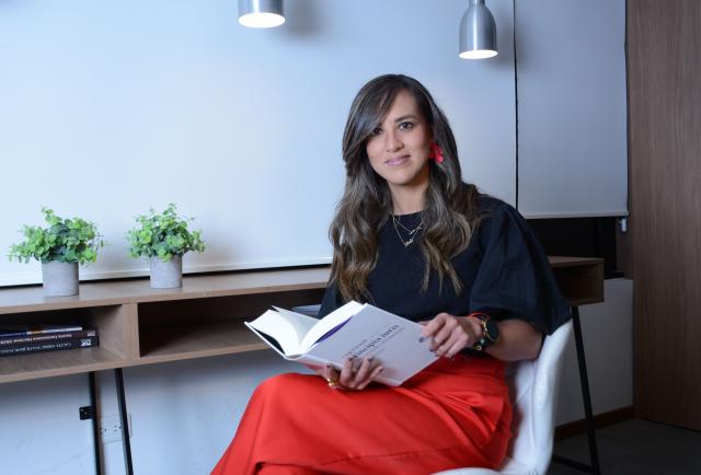 Lolo Miño: La voz que incomoda