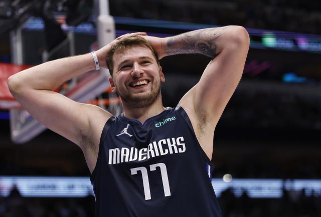 Luka Doncic mete 44 puntos a los Magic e iguala un registro de Jordan