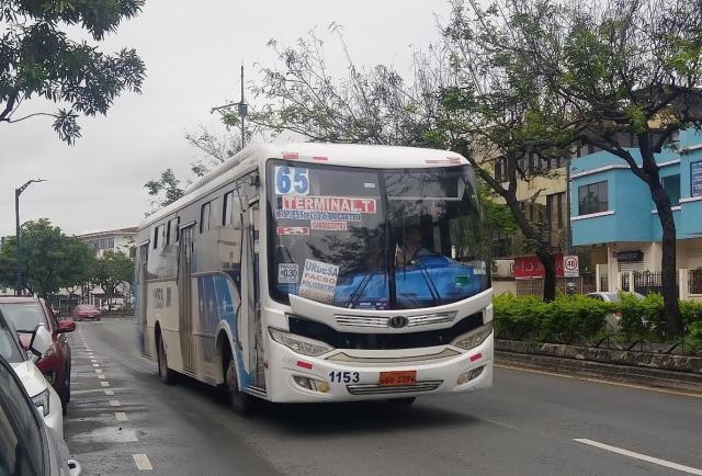 Los buses vuelven a estar en marcha en las calles de Guayaquil