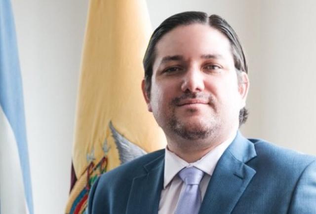 Ralph Suástegui deja la gerencia de CNT para asumir la dirección de Aduanas