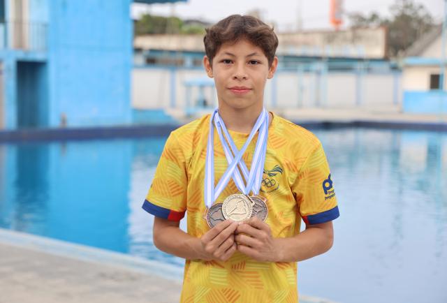 Santiago Chóez, la esperanza del clavadismo en Ecuador