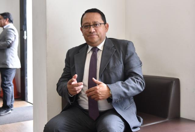 Mauricio Torres obtiene la más alta puntuación y se convierte en el nuevo contralor