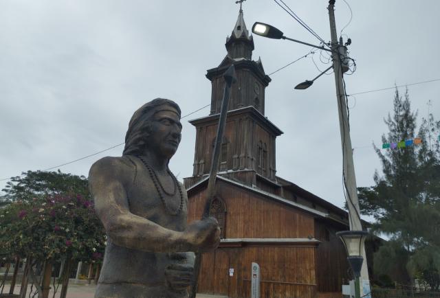Con un desfile cívico y otros actos, se festejan los 323 años de Colonche