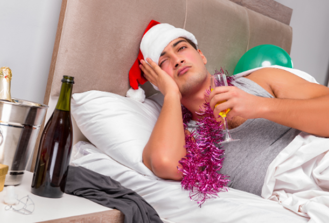 ¿Cómo prevenir y aliviar el ‘chuchaqui’ de las fiestas navideñas?