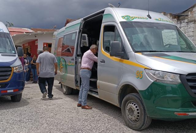 Cuenca: Buseta fue atacada con disparos en ruta Guayaquil – Cuenca