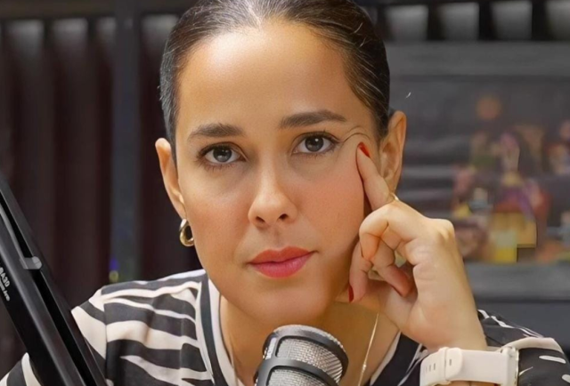 Alondra dice que le advirtieron que el gobierno tenía "pinchado" su ...