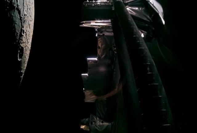 La misión Juice pasa a 750 kilómetros de la Luna e inmortaliza su 'visita'