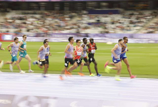 Ecuatorianos Jimmy Caicedo y Darwin Castro, primeros diplomas en París 2024