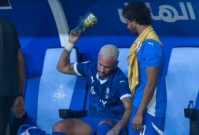 Neymar vuelve a lesionarse: Jorge Jesús reveló el tiempo que estaría fuera