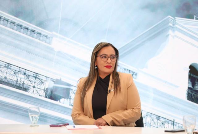 Zaida Rovira acusa a guardias municipales de cerrar oficinas de Arcsa ...