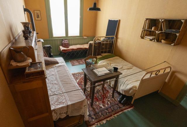 El escondite donde Ana Frank escribió su diario cobra vida en Nueva York