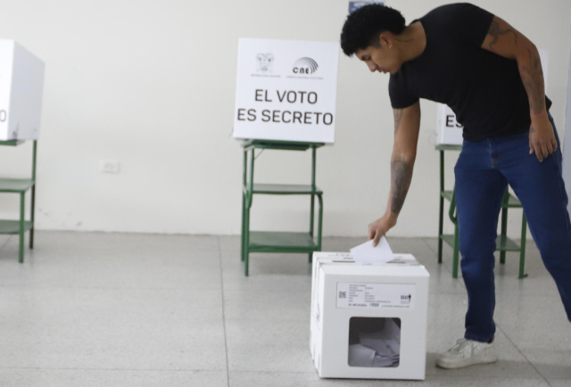 CNE Ecuador: cómo consultar los resultados oficiales de las elecciones 2025
