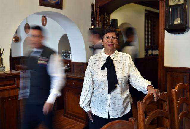 Azucena Aragón: “De salonera me ha ido mejor”, dice tras 50 años en ...