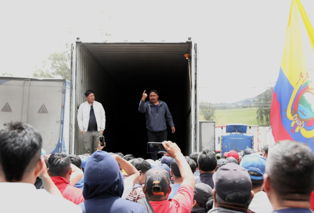 Director de la ANT y el ministro del Interior dialogan con transportistas