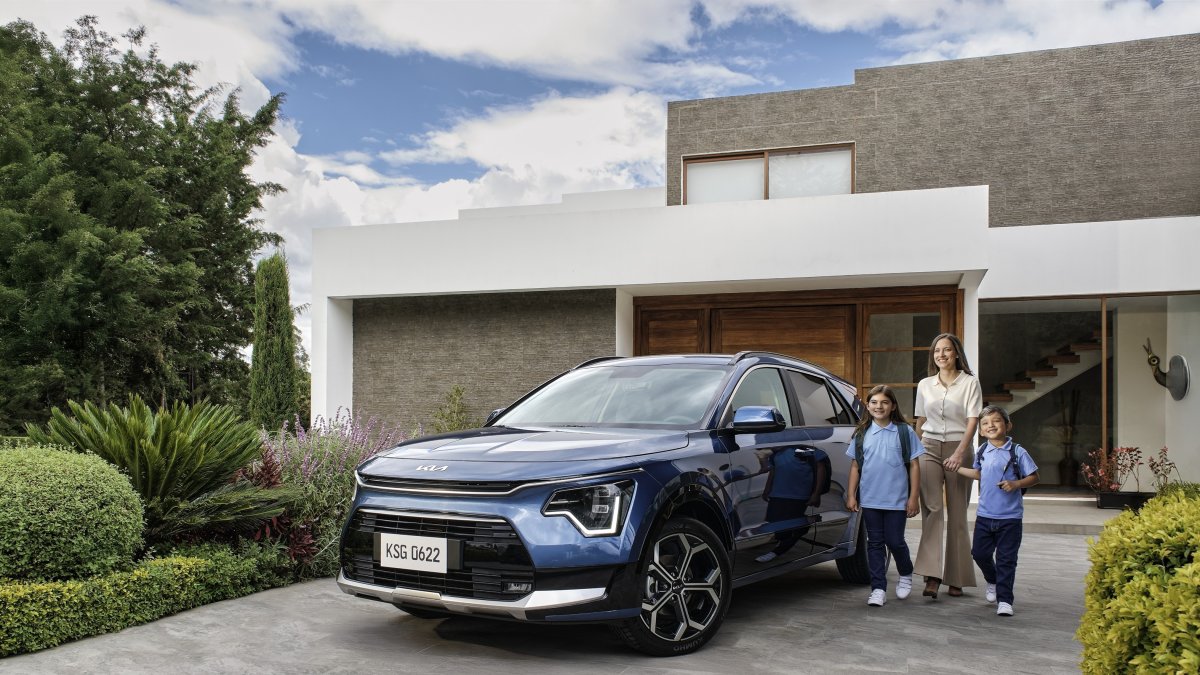 Kia Niro Híbrido 2026: conduce más, consume menos