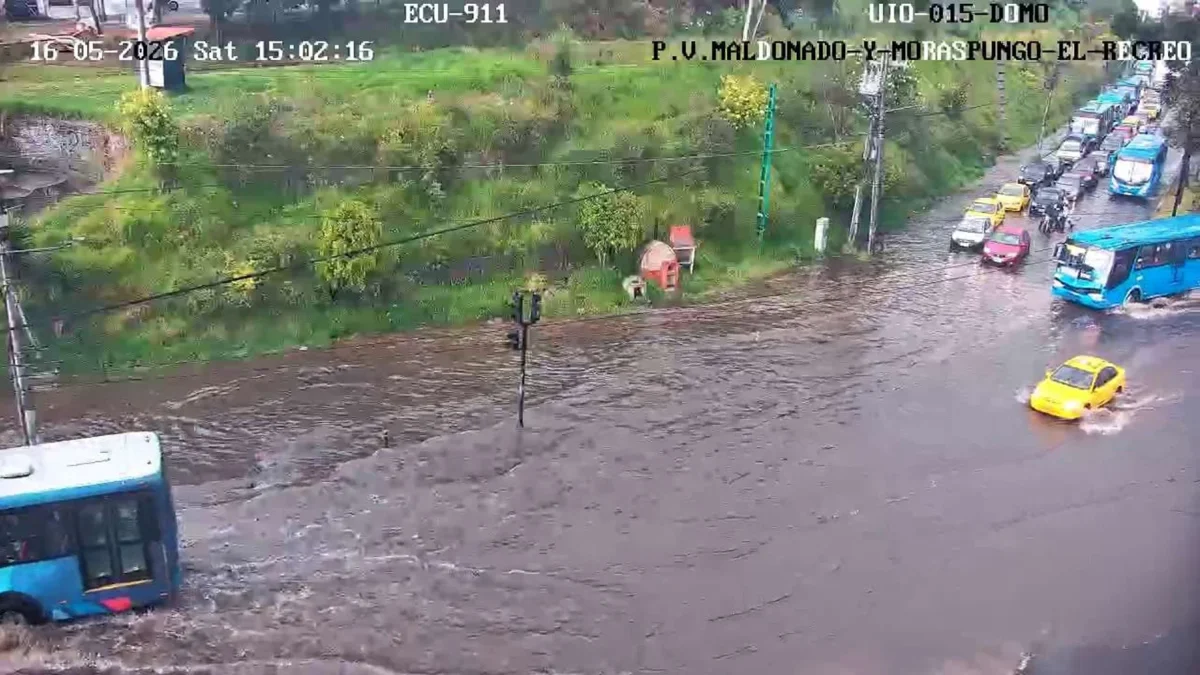 Fuertes lluvias en Quito causaron derrumbes e inundaciones en los ...