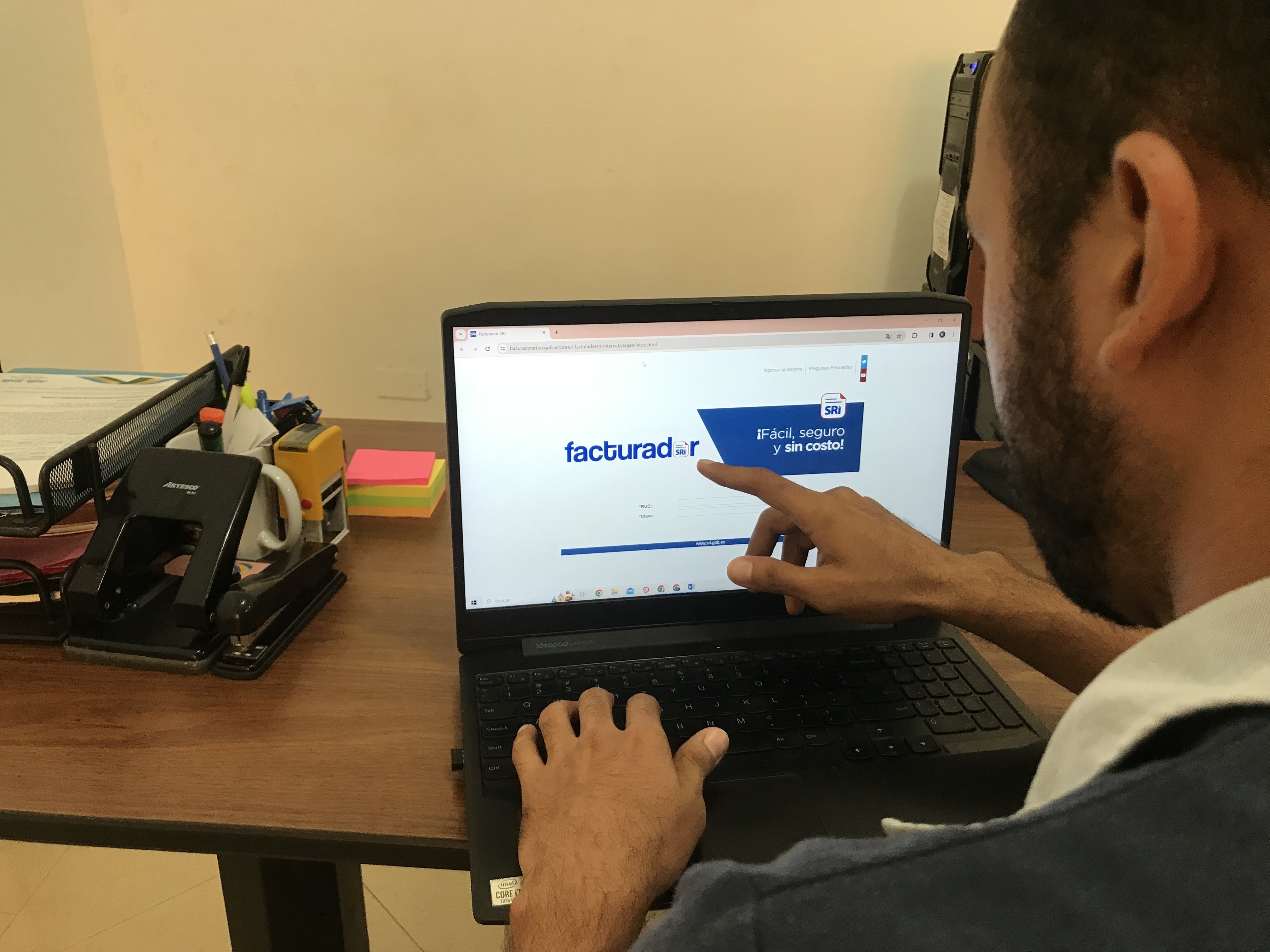 Facturas electrónicas: Cómo tramitarlas y emitirlas /Noticias Ecuador