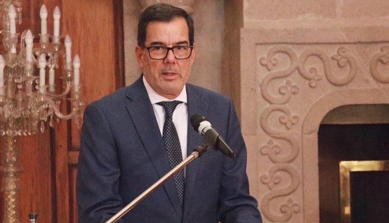 Ministerio de Finanzas transfiere 50 millones de dólares al IESS