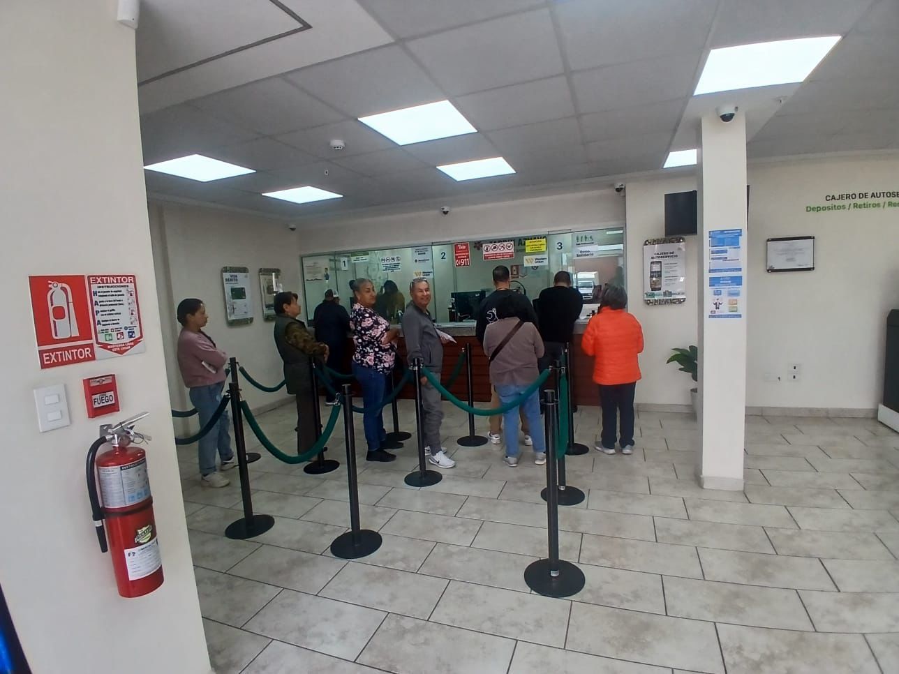 Afectados de la CREA recuperan sus fondos en Cuenca