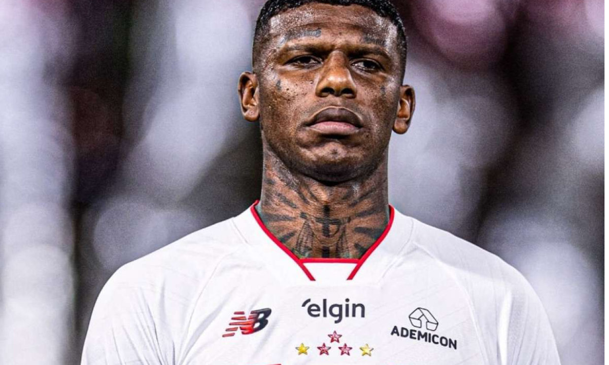 Arboleda reaparece en Ecuador en medio de su salida de São Paulo